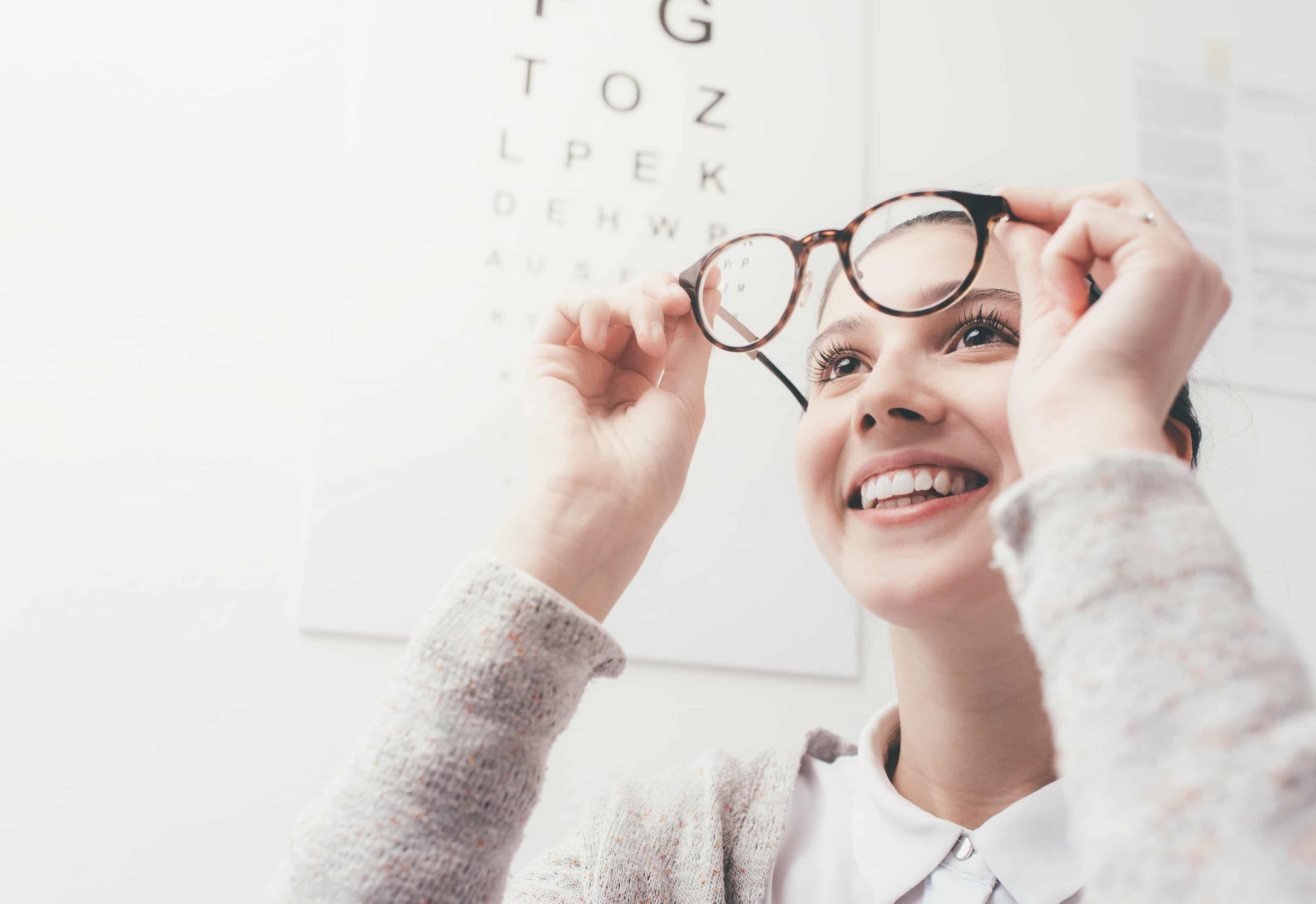 Presbyopia Treatment in Turkiye | Free Online Consultation